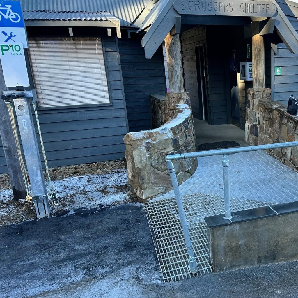 Grating Pattern A 25x5 Loadbar, 995x5800mm - Meshstore