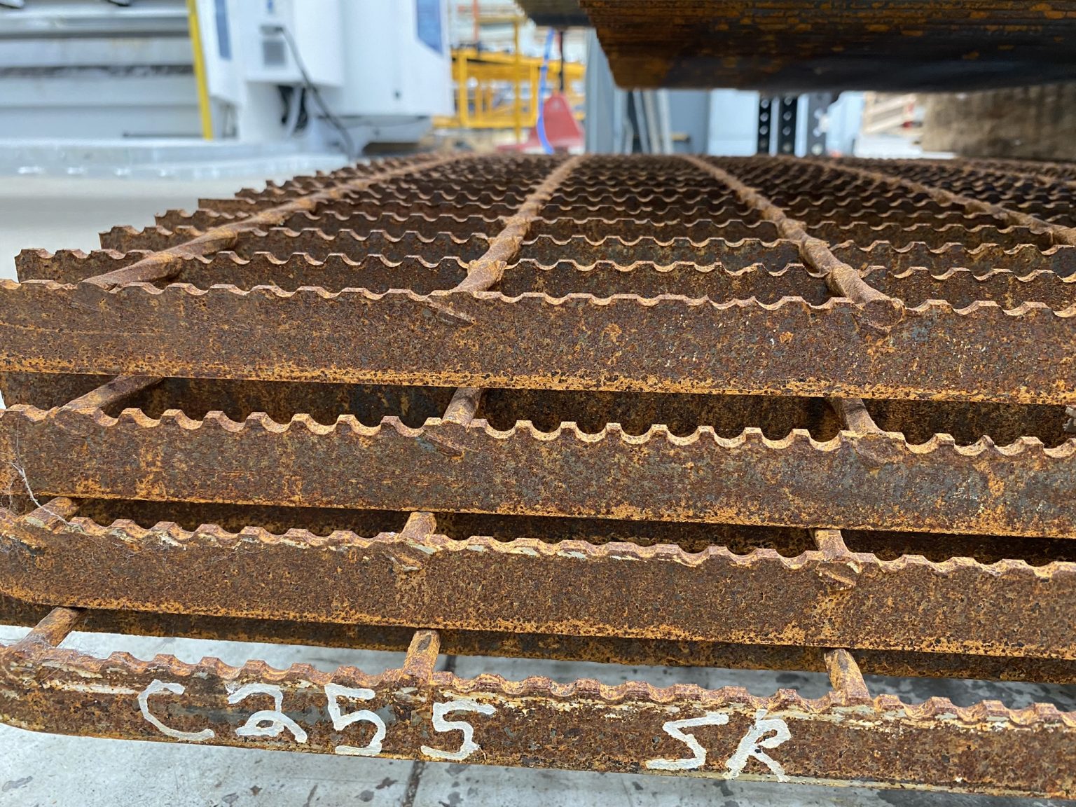 Grating Pattern C 25x5 Loadbar, 1005x5800mm - Meshstore